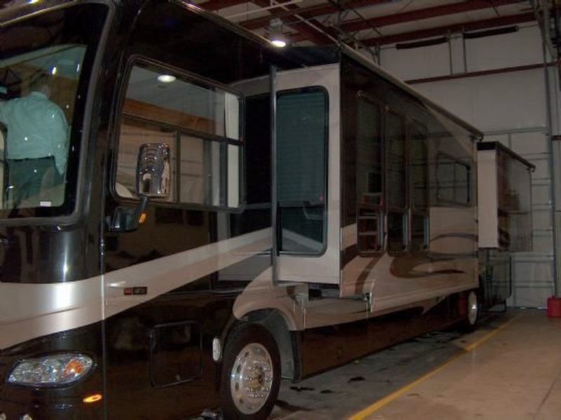 2007 Damon Tuscany | PHOTOS, Details, Brochure, Floor plan