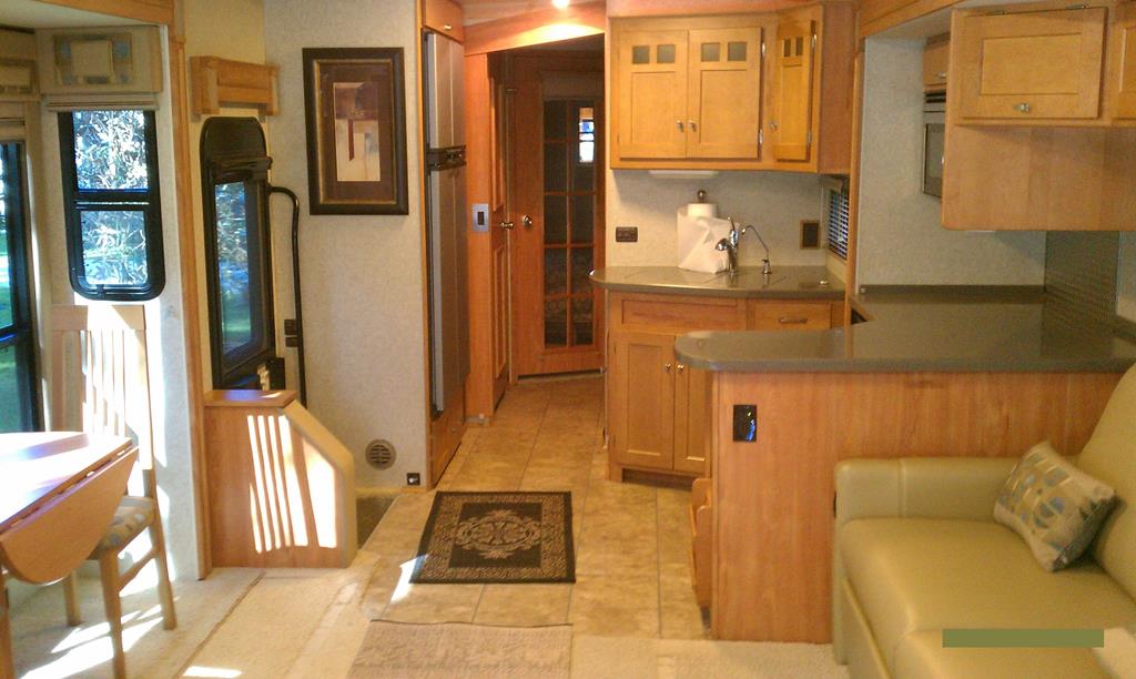 2008 Winnebago Itasca Suncruiser 38J