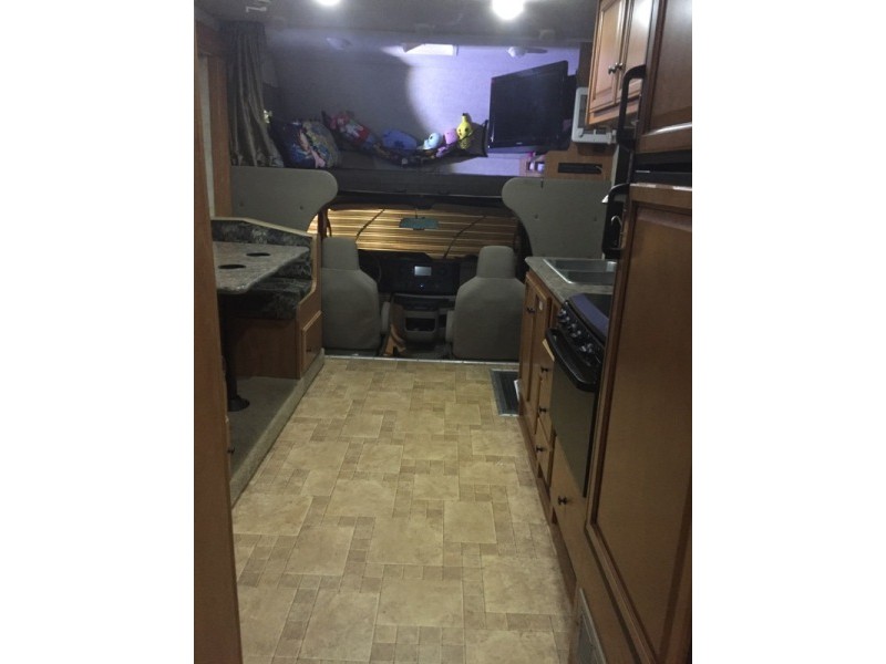 2011 Fleetwood Tioga Ranger 28Y, PHOTOS, Details, Brochure, Floorplan