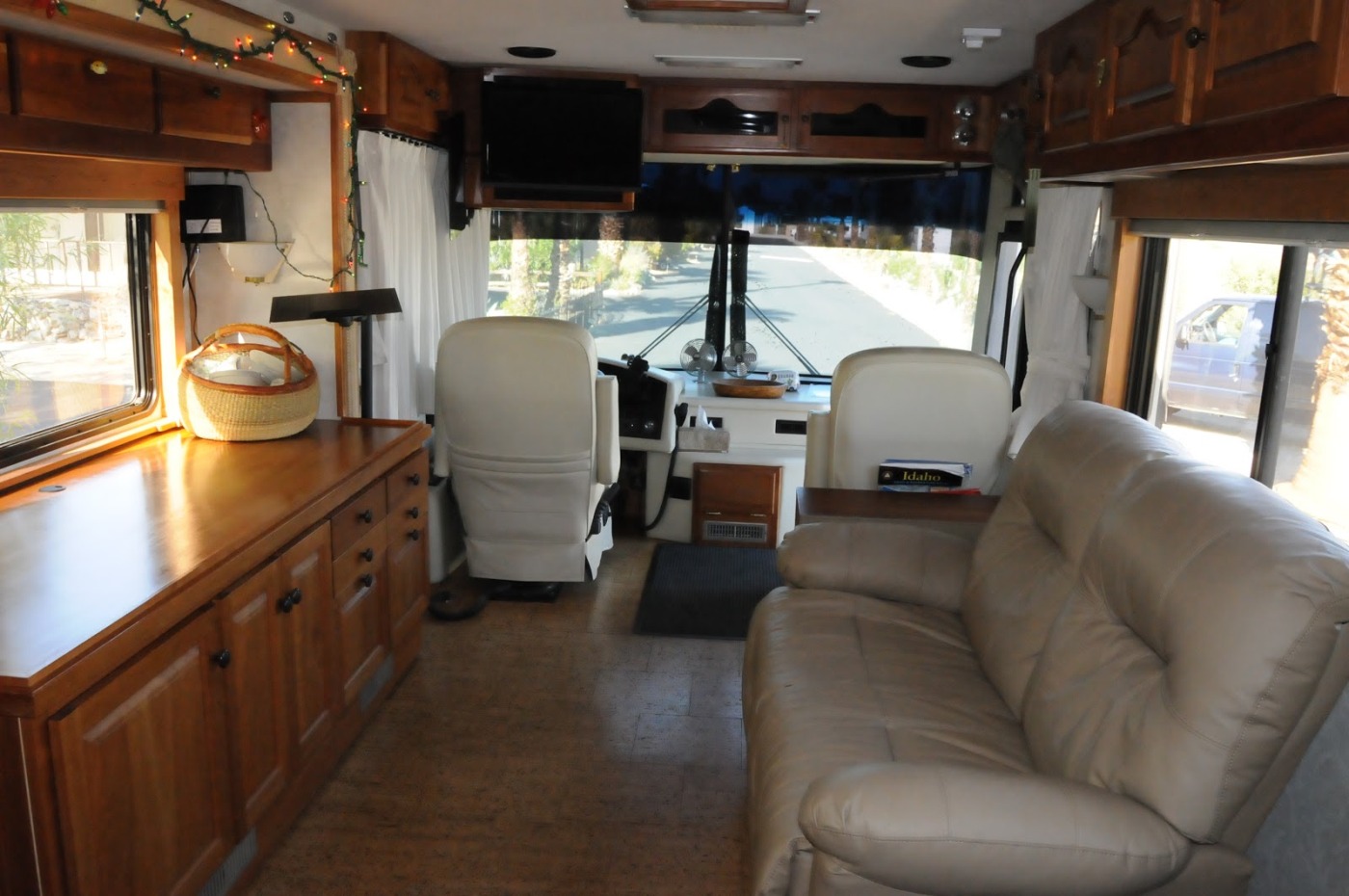 1999 Monaco Executive | Used Motorhomes for sale