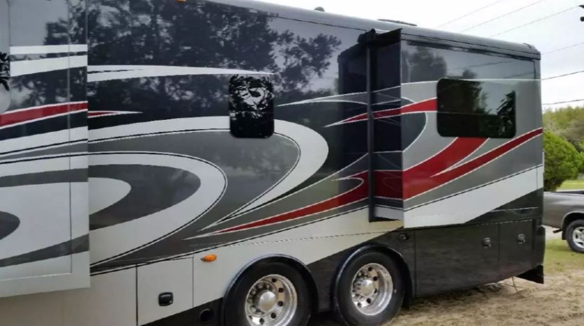 2008 Silver Crown Coach S Series | Used MotorhomesFor Sale