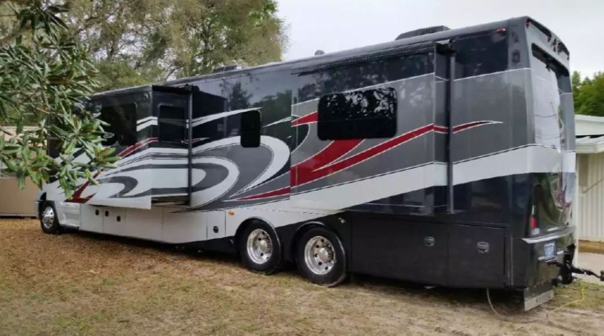 2008 Silver Crown Coach S Series | Used MotorhomesFor Sale