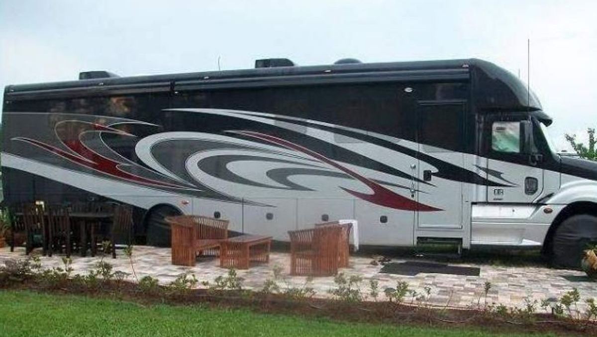 2008 Silver Crown Coach S Series | Used MotorhomesFor Sale