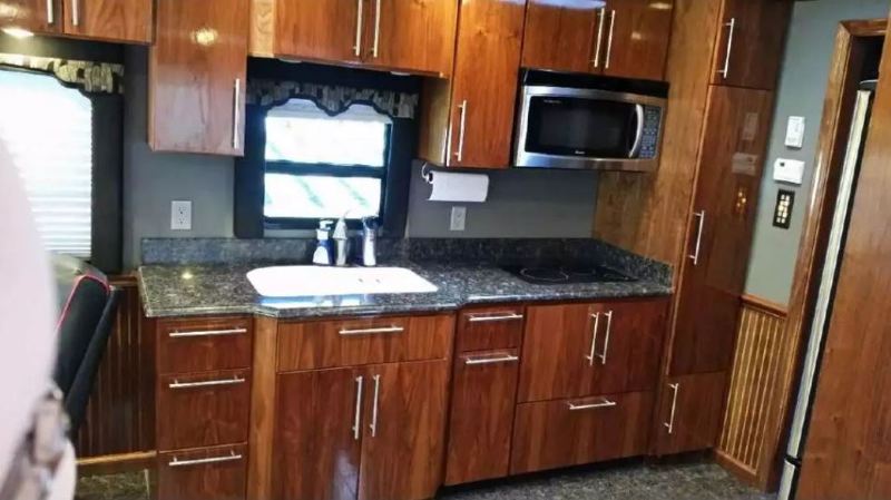 2008 Silver Crown Coach S Series