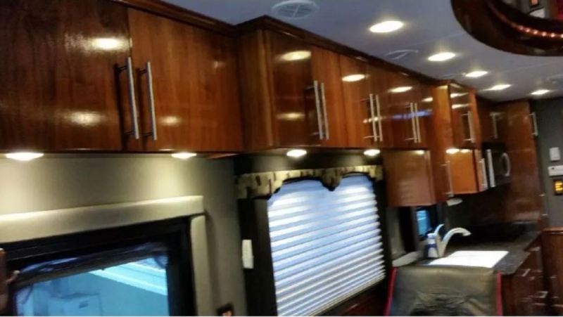 2008 Silver Crown Coach S Series