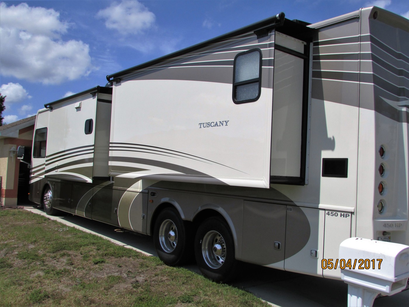 2013 Thor Tuscany 42WX | Used Motorhomes For Sale