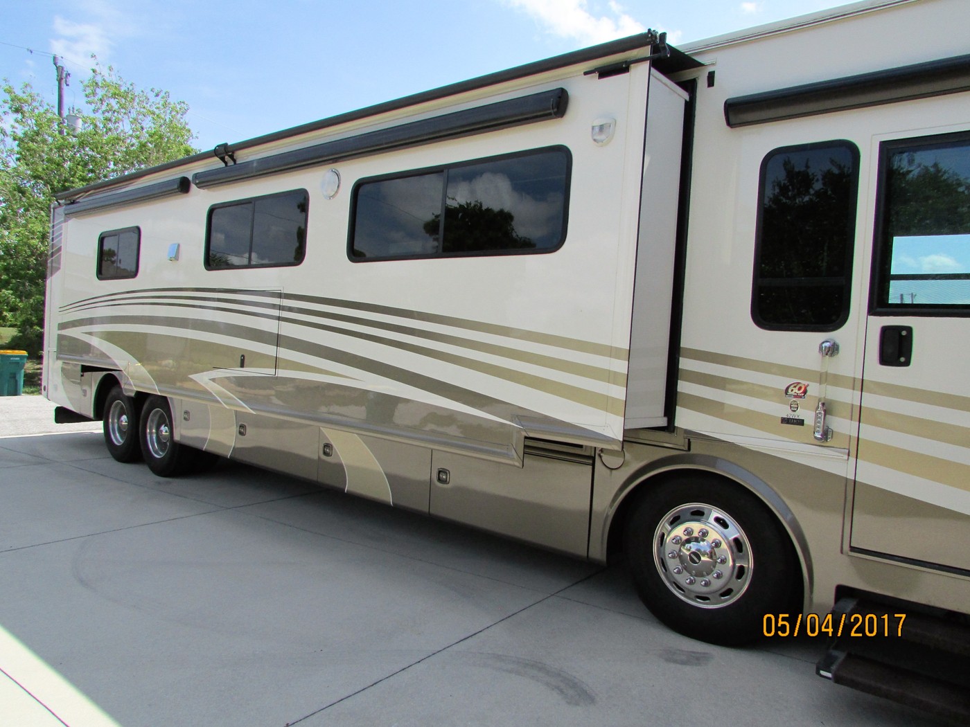 2013 Thor Tuscany 42WX | Used Motorhomes For Sale