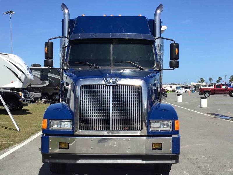 2001 Kingsley Coach, PHOTOS, Details, Brochure, Floorplan