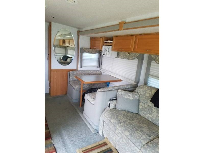 2003 Winnebago Adventurer 33V, PHOTOS, Details, Brochure, Floorplan