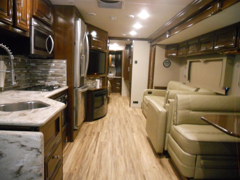 2018 Georgetown XL 369DS, PHOTOS, Details, Brochure, Floorplan