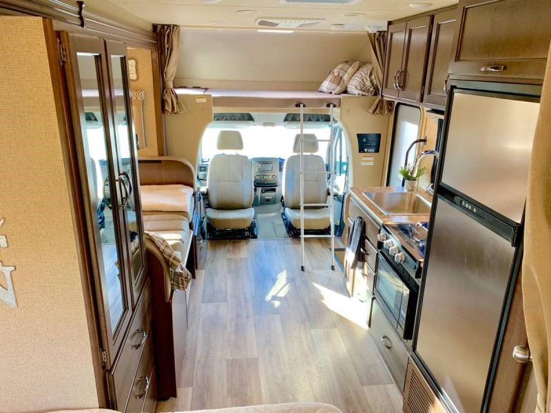 2019 Thor Freedom Elite 24FE, PHOTOS, Details, Brochure, Floorplan