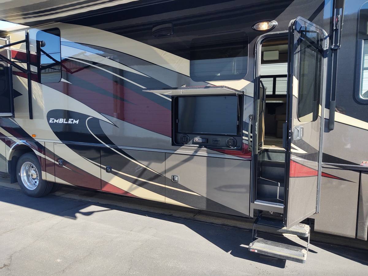 2019 Entegra Emblem 36U