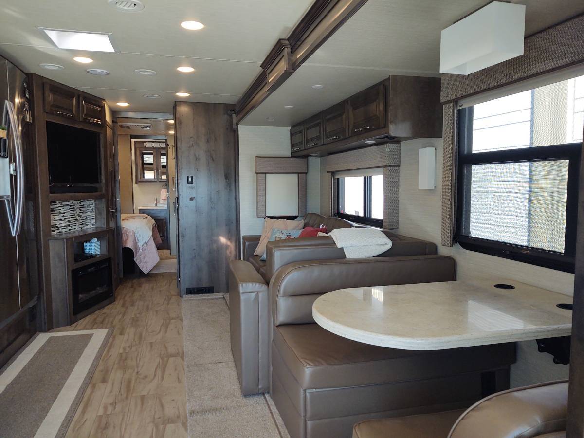 2019 Entegra Emblem 36U