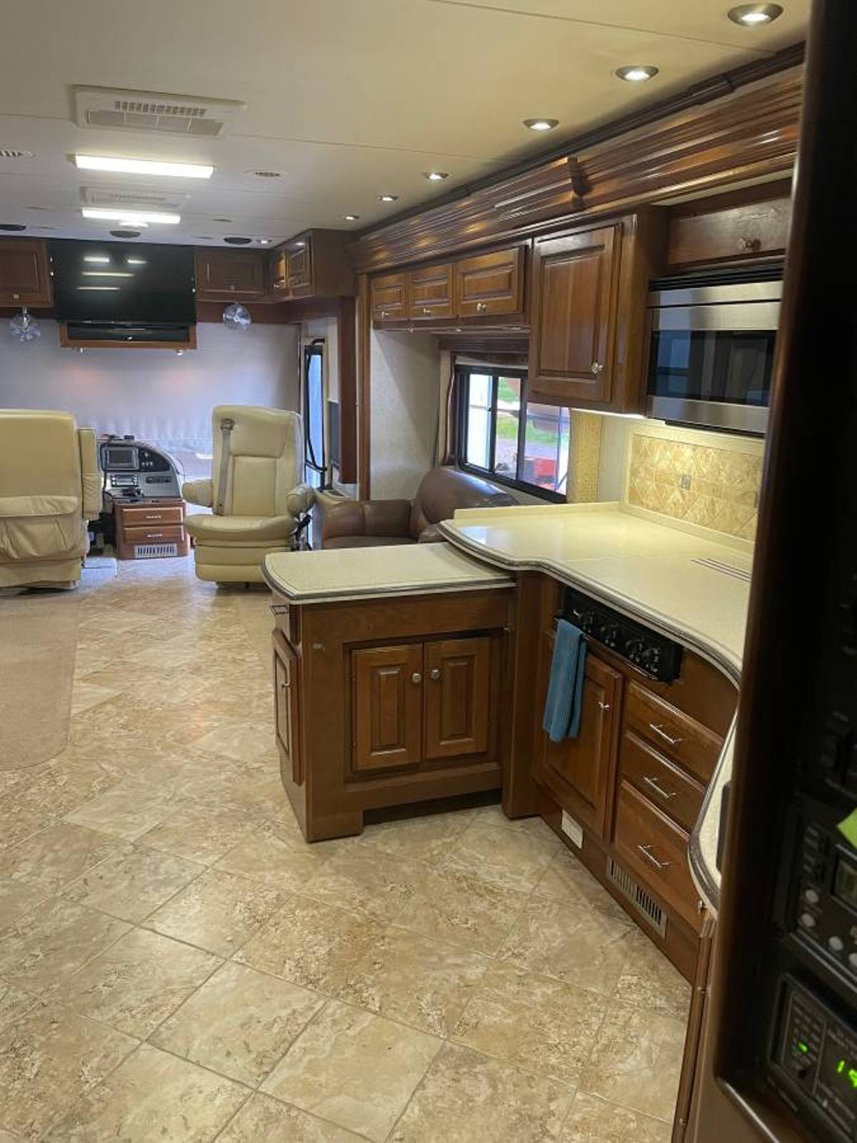 2007 Monaco Camelot 42PDQ
