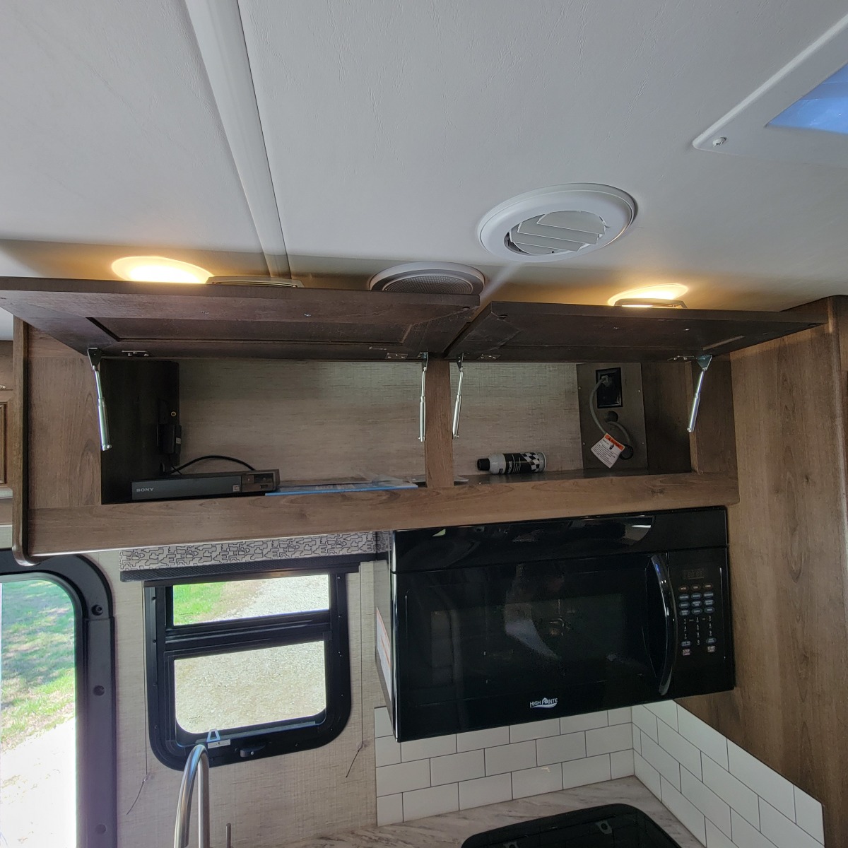 2021 Jayco Melbourne 24L Sprinter
