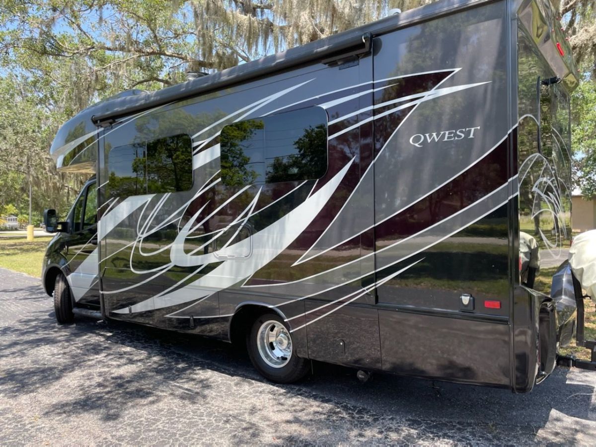 2021 Entegra Qwest 24R * Mercedes Benz Sprinter