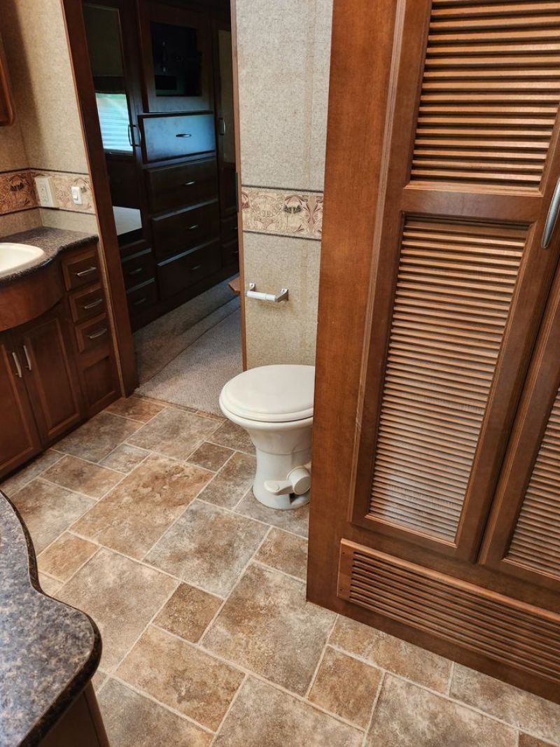 2013 Thor Challenger 37GT, PHOTOS, Details, Brochure, Floorplan